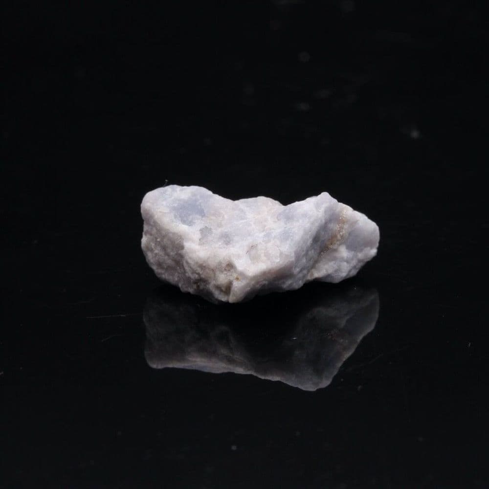 Hackmanite | Crystals For Healing