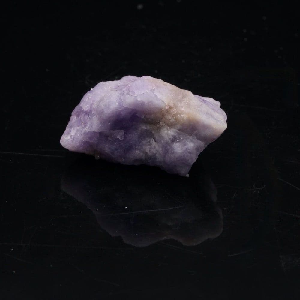 Hackmanite | Crystals For Healing