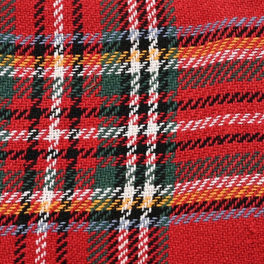 Classic Red Tartan Christmas throw With fringe Detail 150 cm x 125 cm ...
