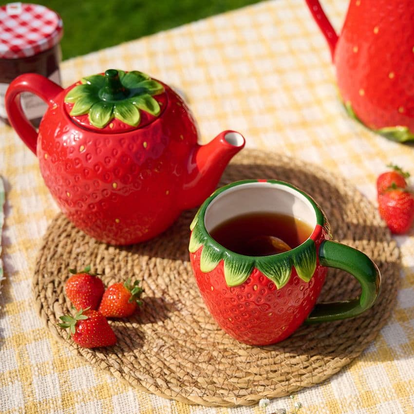 Cottage Garden Strawberry Shaped Teapot -quirky red strawberry teapot
