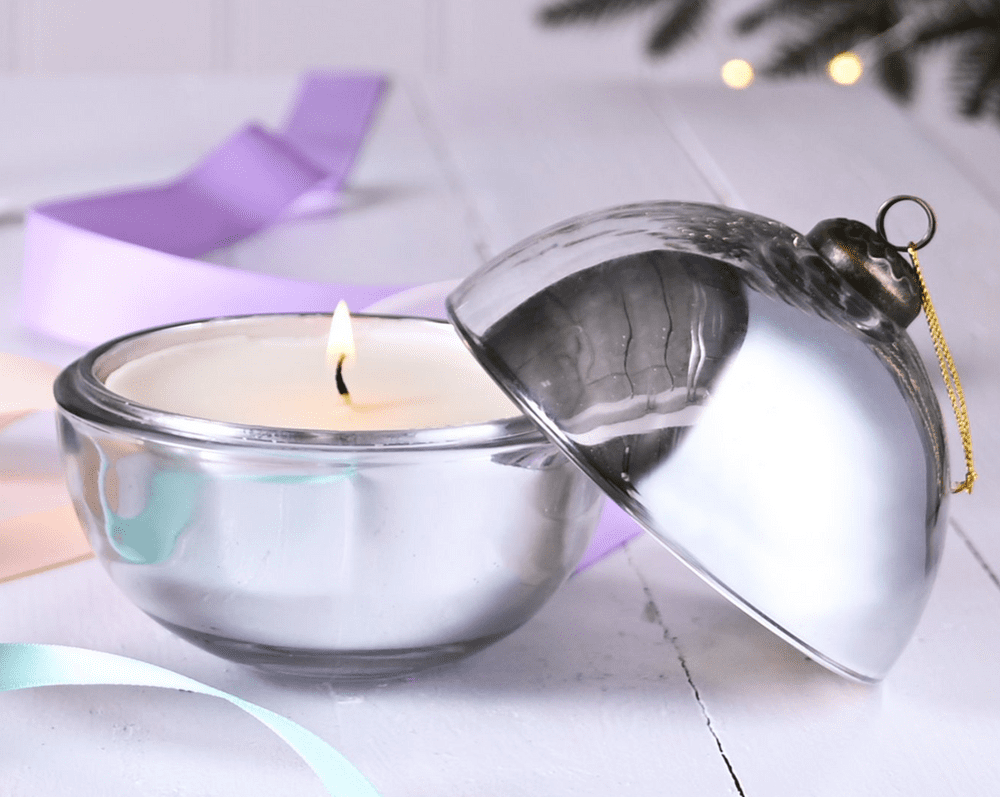 Large Silver Silent Night Fragrance Christmas Bauble Candle 180g gift
