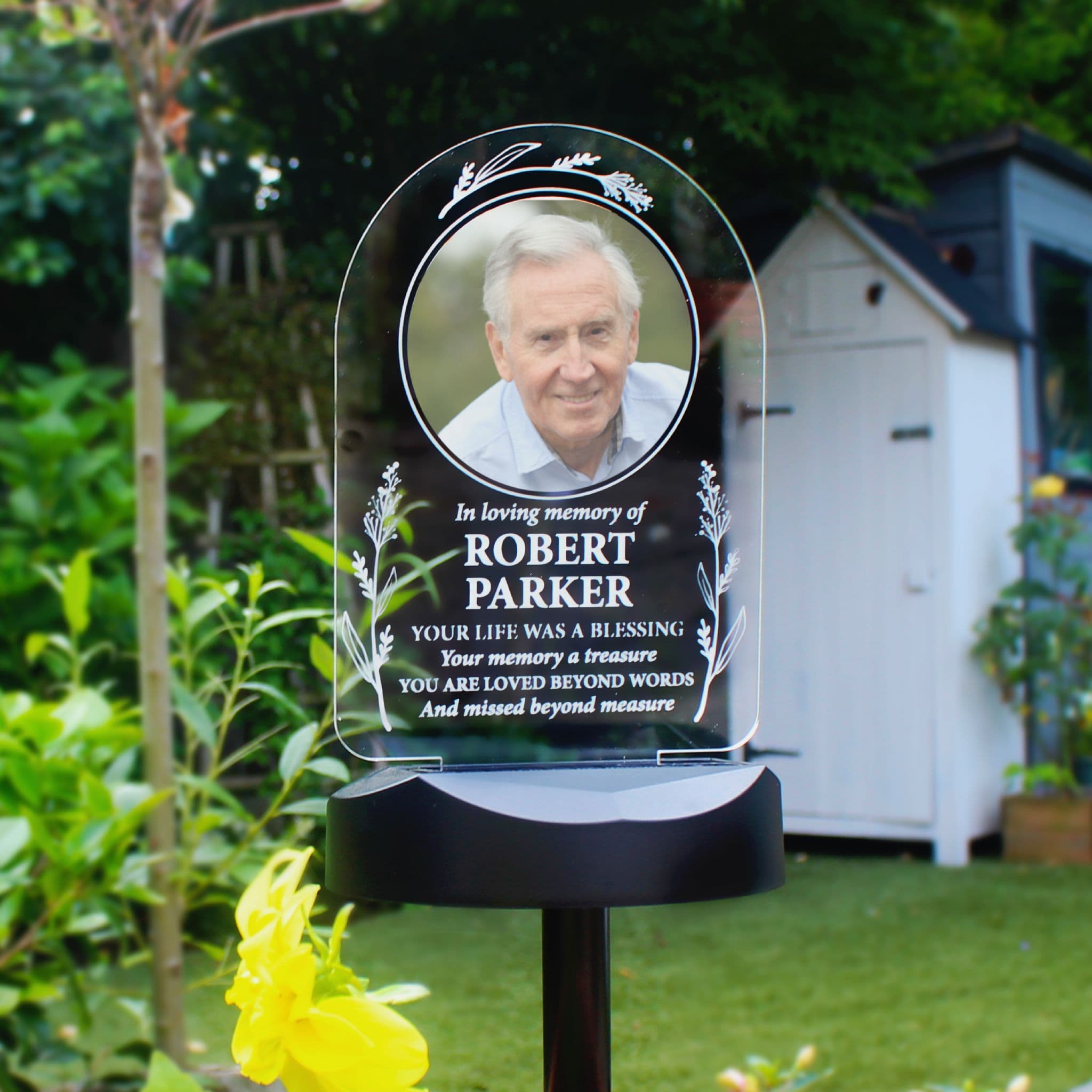 Personalised Solar Light Up Garden Tribute memorial Ornament Add own photo