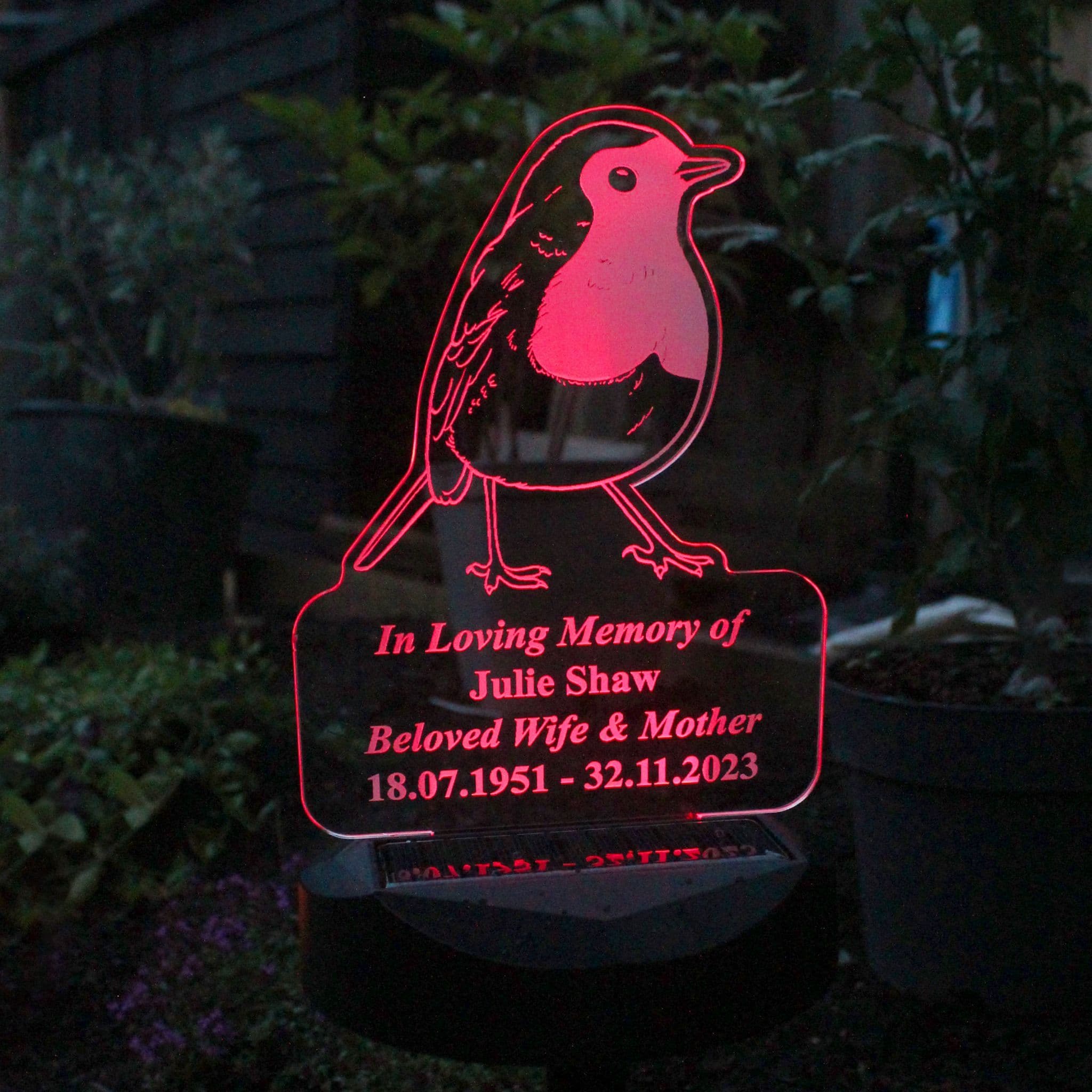 Personalised Solar Light Up Robin Design Grave Garden Tribute Memorial ...