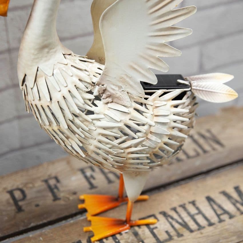 White Metal Goose Garden Ornament Sculpture With Solar Powered Lights