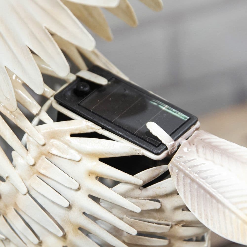 White Metal Goose Garden Ornament Sculpture With Solar Powered Lights