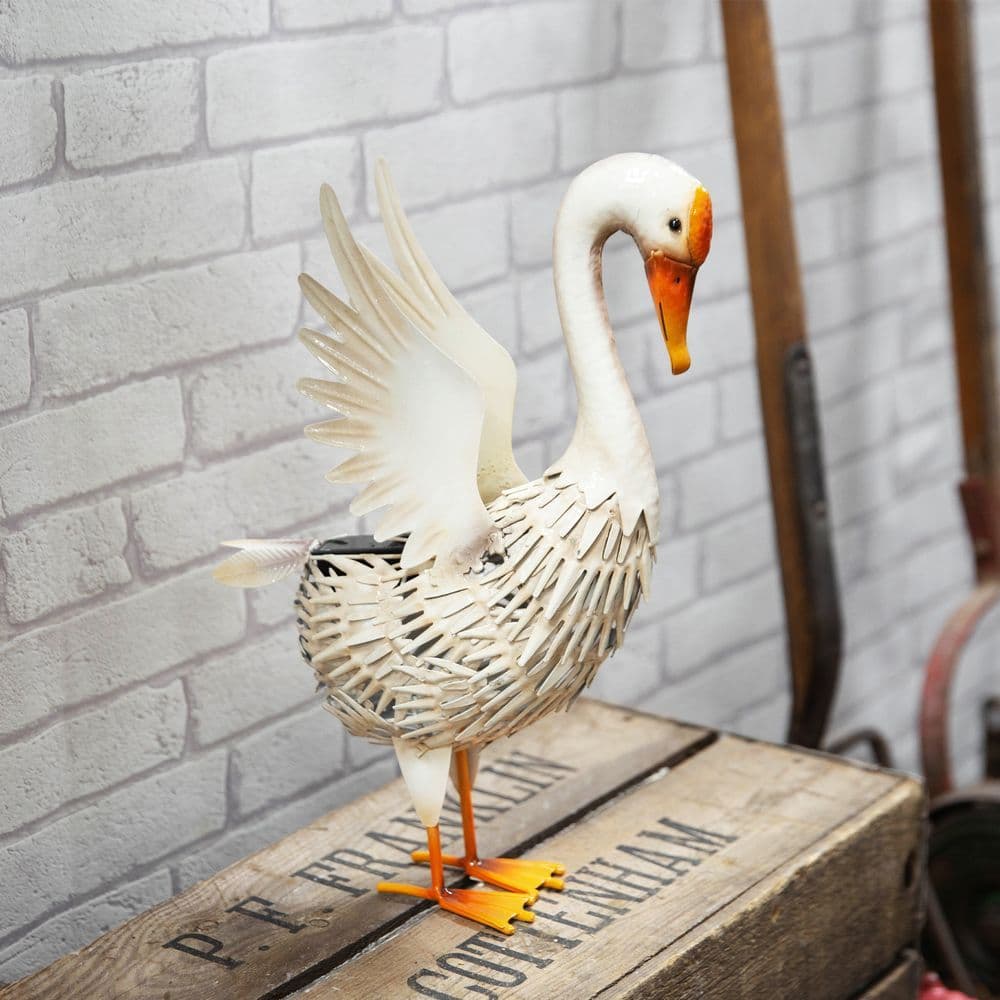 White Metal Goose Garden Ornament Sculpture With Solar Powered Lights