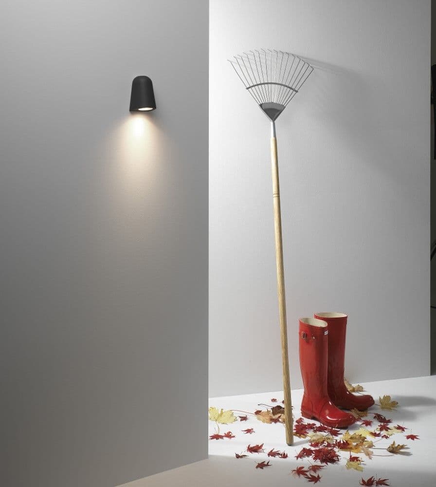 Astro 1317011 Mast Light Textured Black | Light Bulb World