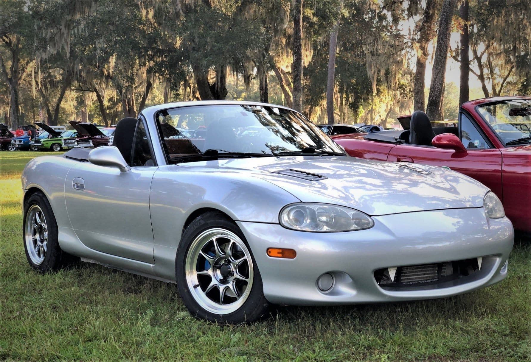 Konig Countergram 15x8 25 Hyper Chrome or Black Center with Machined Lip