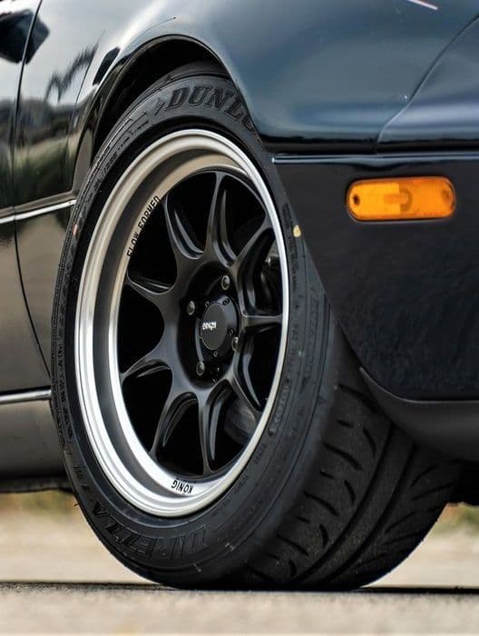 Konig Countergram 15x8 25 Hyper Chrome or Black Center with Machined Lip