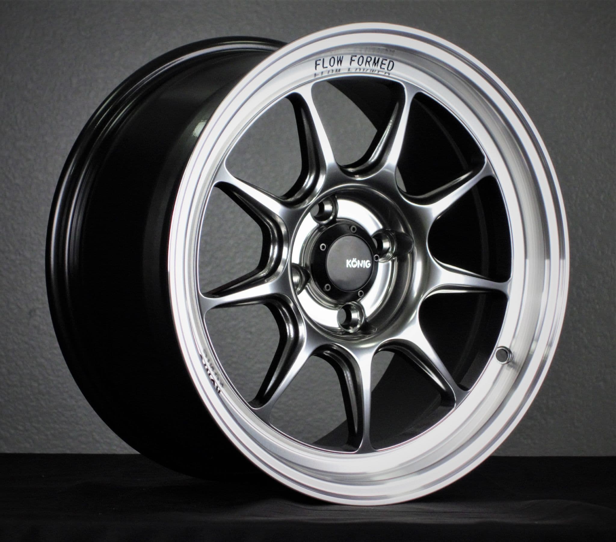 Konig Countergram 15x8 25 Hyper Chrome w/ Machined Lip
