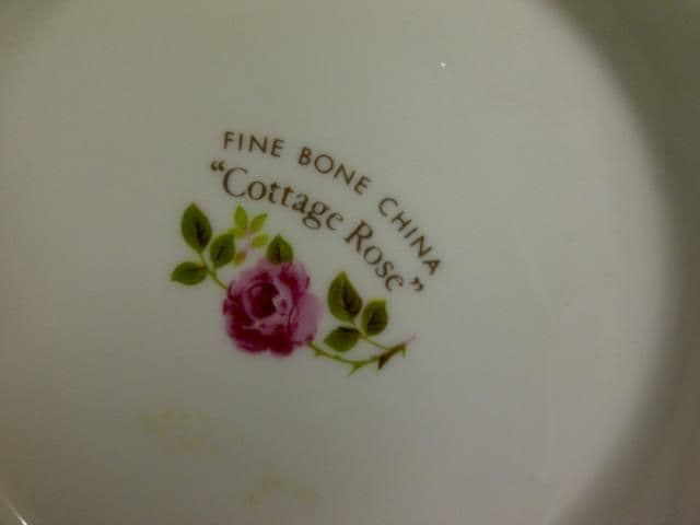 Tea service for six - COTTAGE ROSE pattern