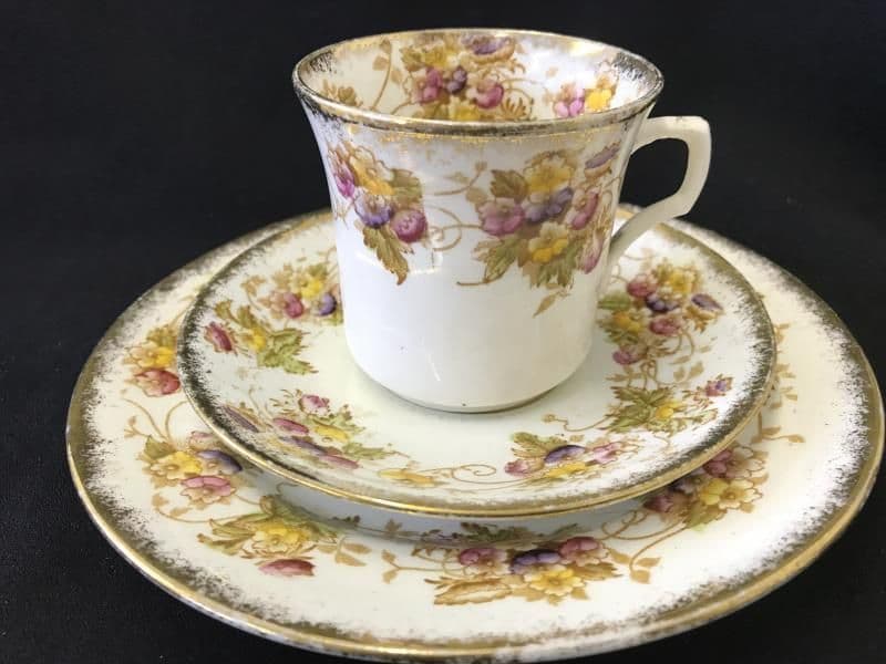 WILD BROTHERS EDNA tea trio