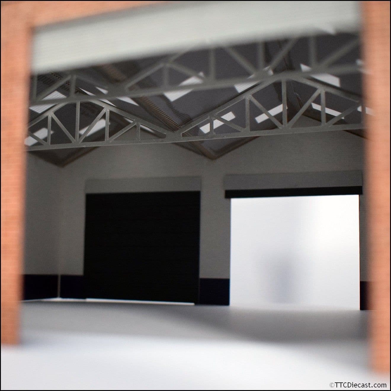 ATD Models ATD013 Bus Depot Kit 1/76 Scale OO Gauge