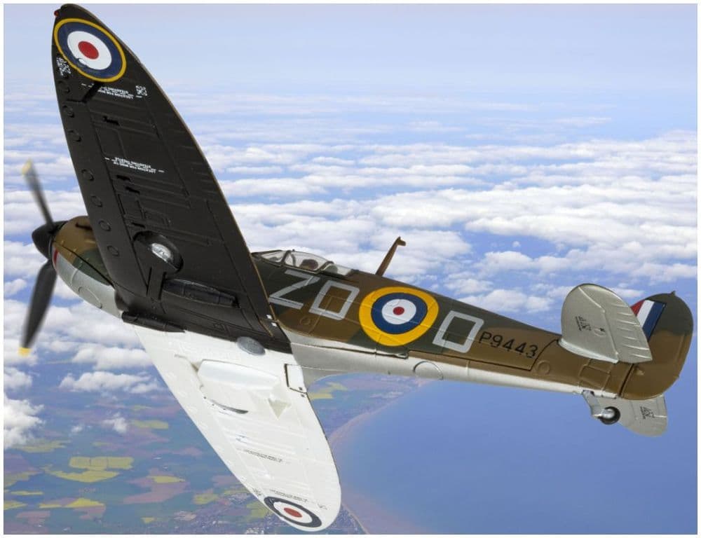 Corgi AA39216 Supermarine Spitfire MkI - Flt Lt Douglas Bader - Battle of Britain 85 1 72 Scale