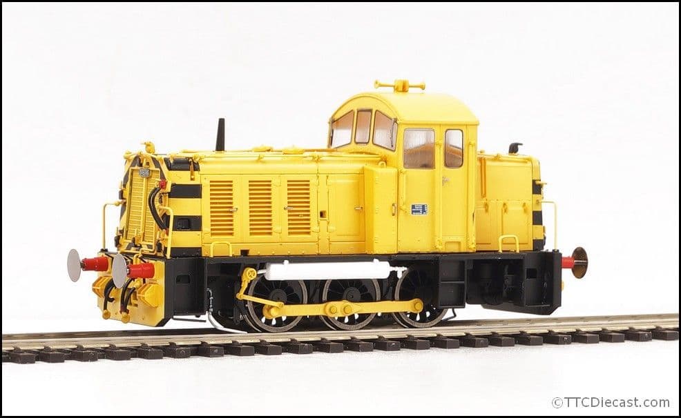 Heljan 2912 Class 07 07001 in Peakstone yellow livery OO Gauge