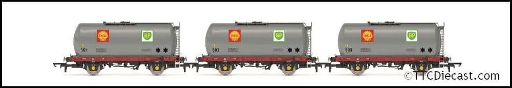 Hornby R60260 Shell-Mex TTA Tank Wagon Triple Pack - Era 8 - OO Gauge