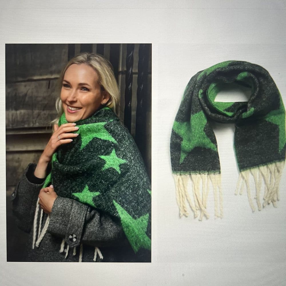 SALE Gorgeous reversible star scarf - various colours