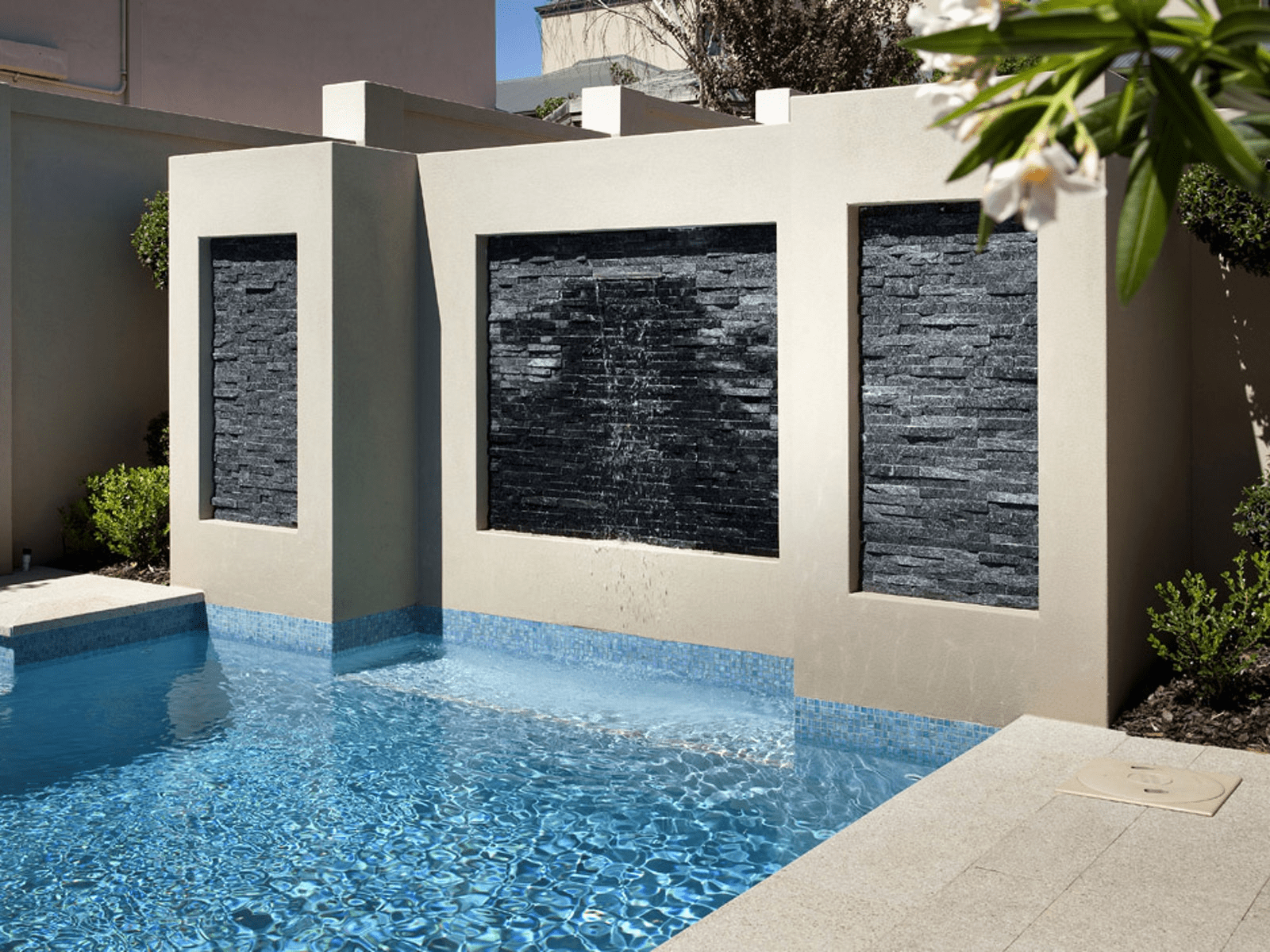 Splitface Crystal Grey & Black Sparkle Mosaic Wall Tiles only 34 99 per m2