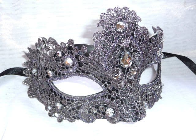 Silver/ grey lace Petite Mask & x28;1& x29;
