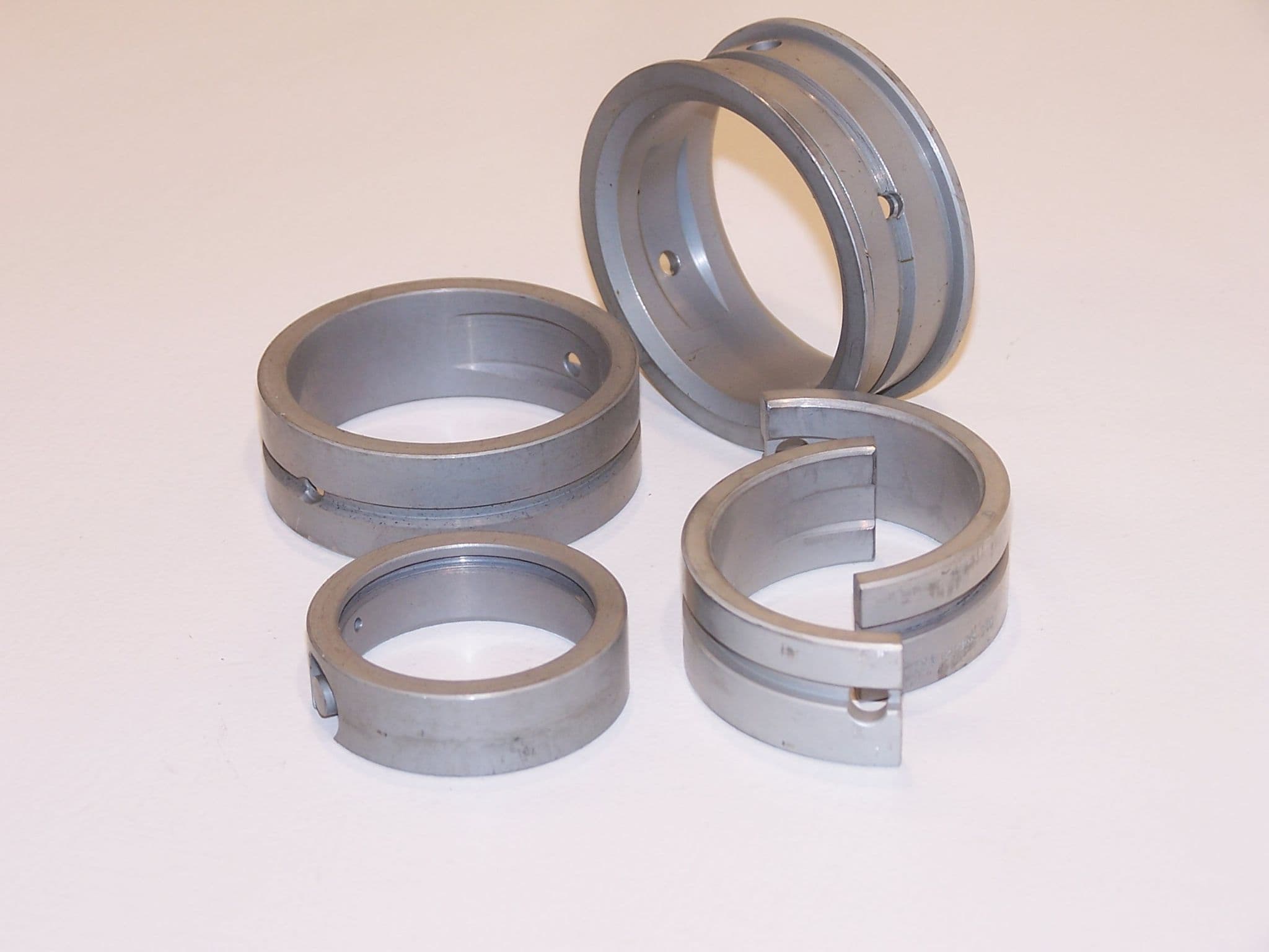 Crank shaft main bearing set