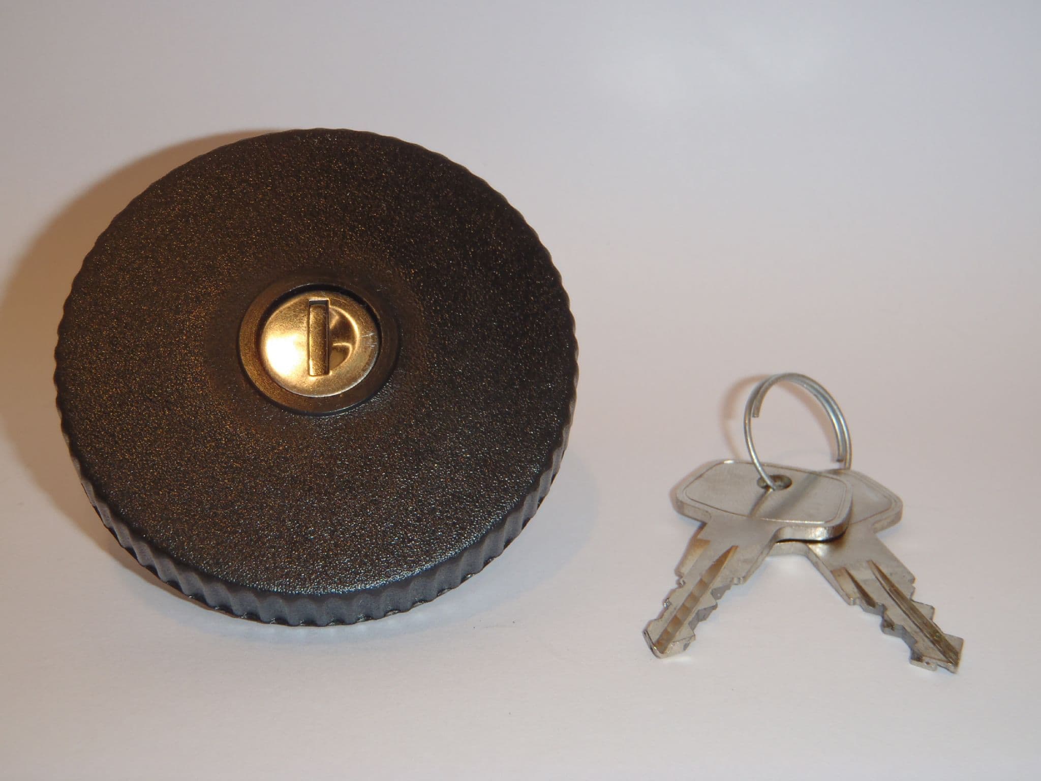 Locking fuel cap VW Beetle 1968 to 1971 and Type 2 1972 to 1973