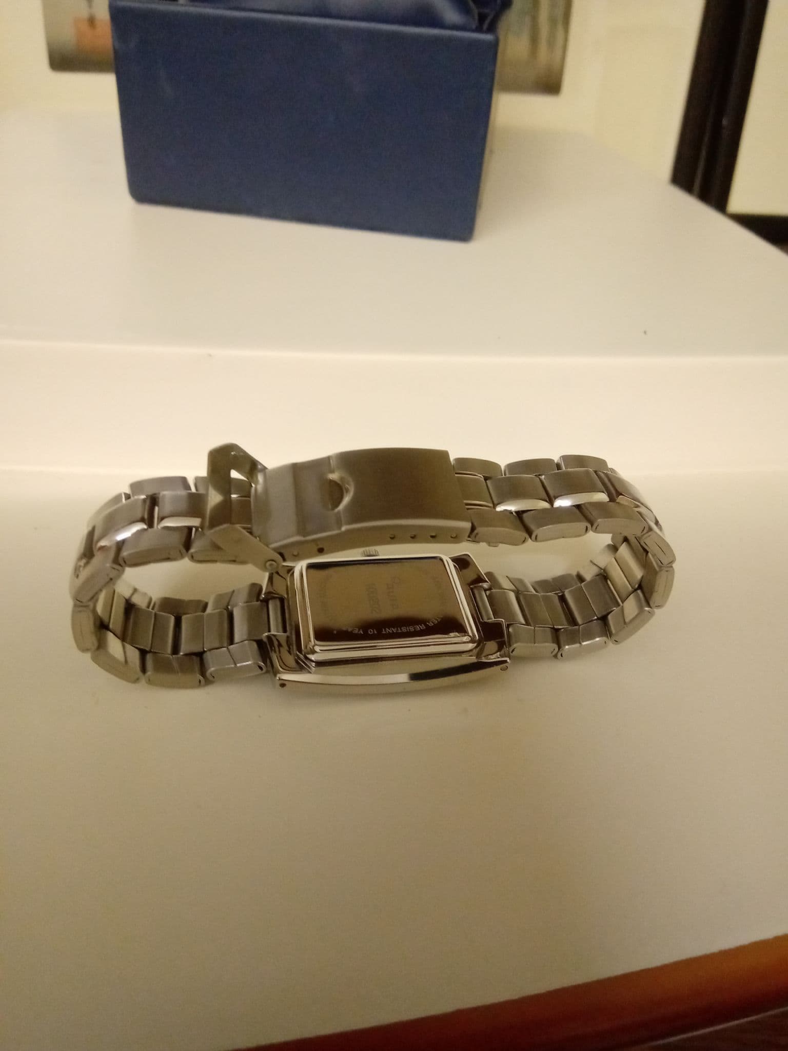 Avia model 100202 quartz
