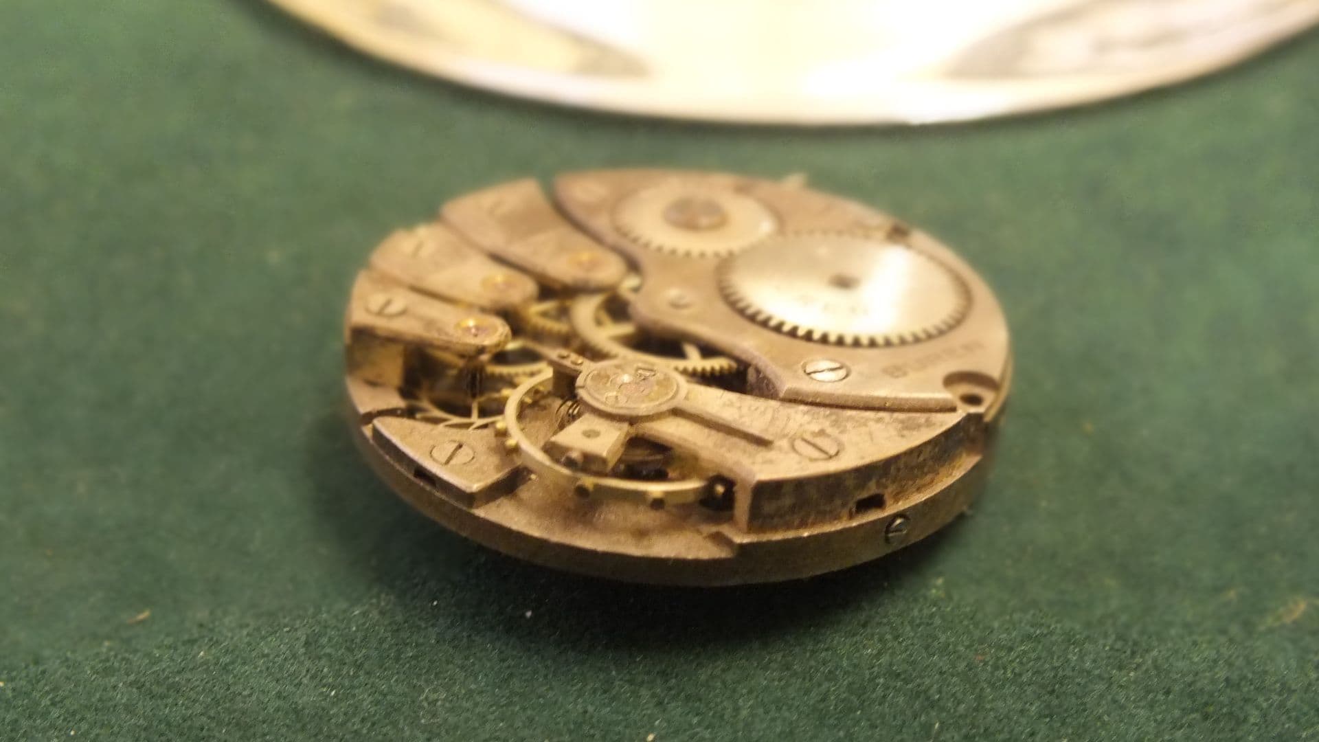 Buren 15 jewel vintage Swiss movement for parts