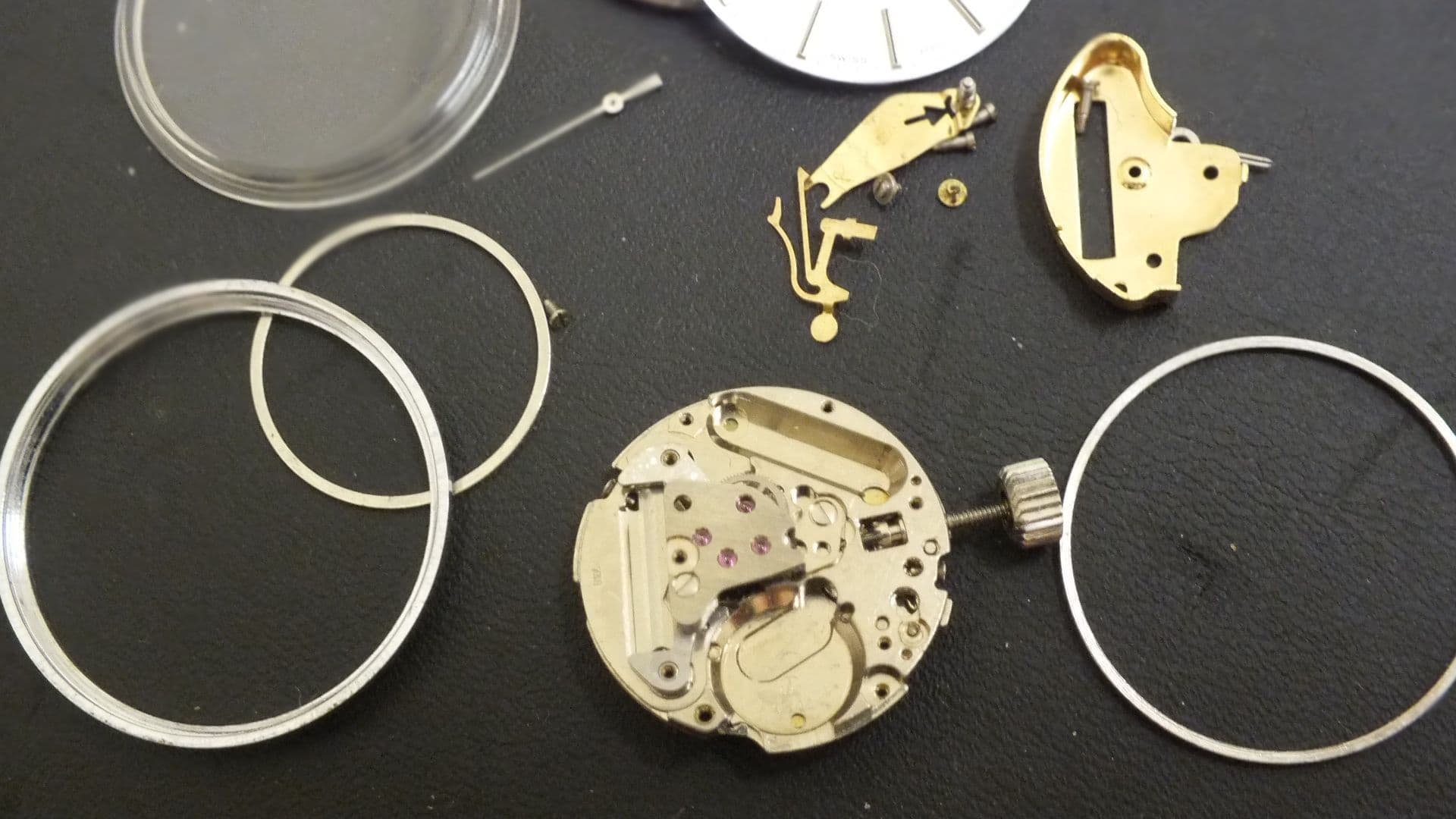 ESA 953 111 Quartz movement in parts with ORIOSA Dial