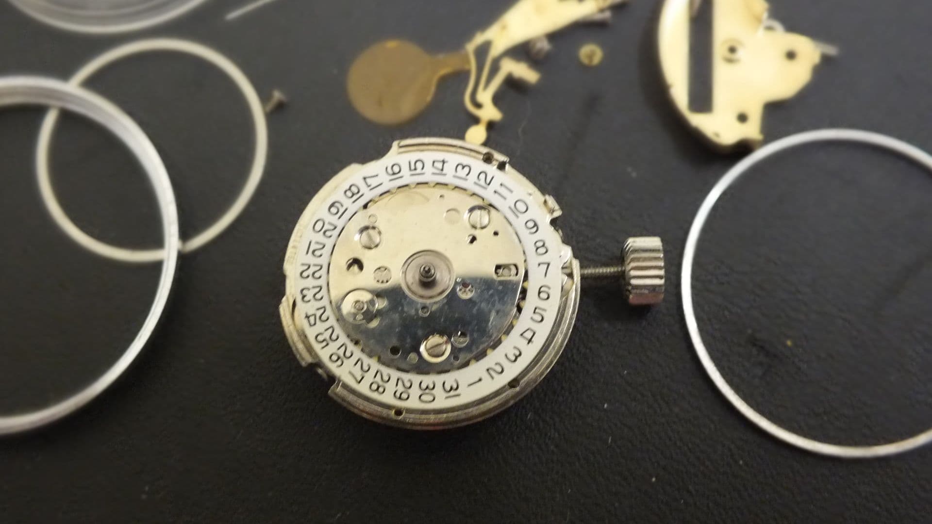 ESA 953 111 Quartz movement in parts with ORIOSA Dial