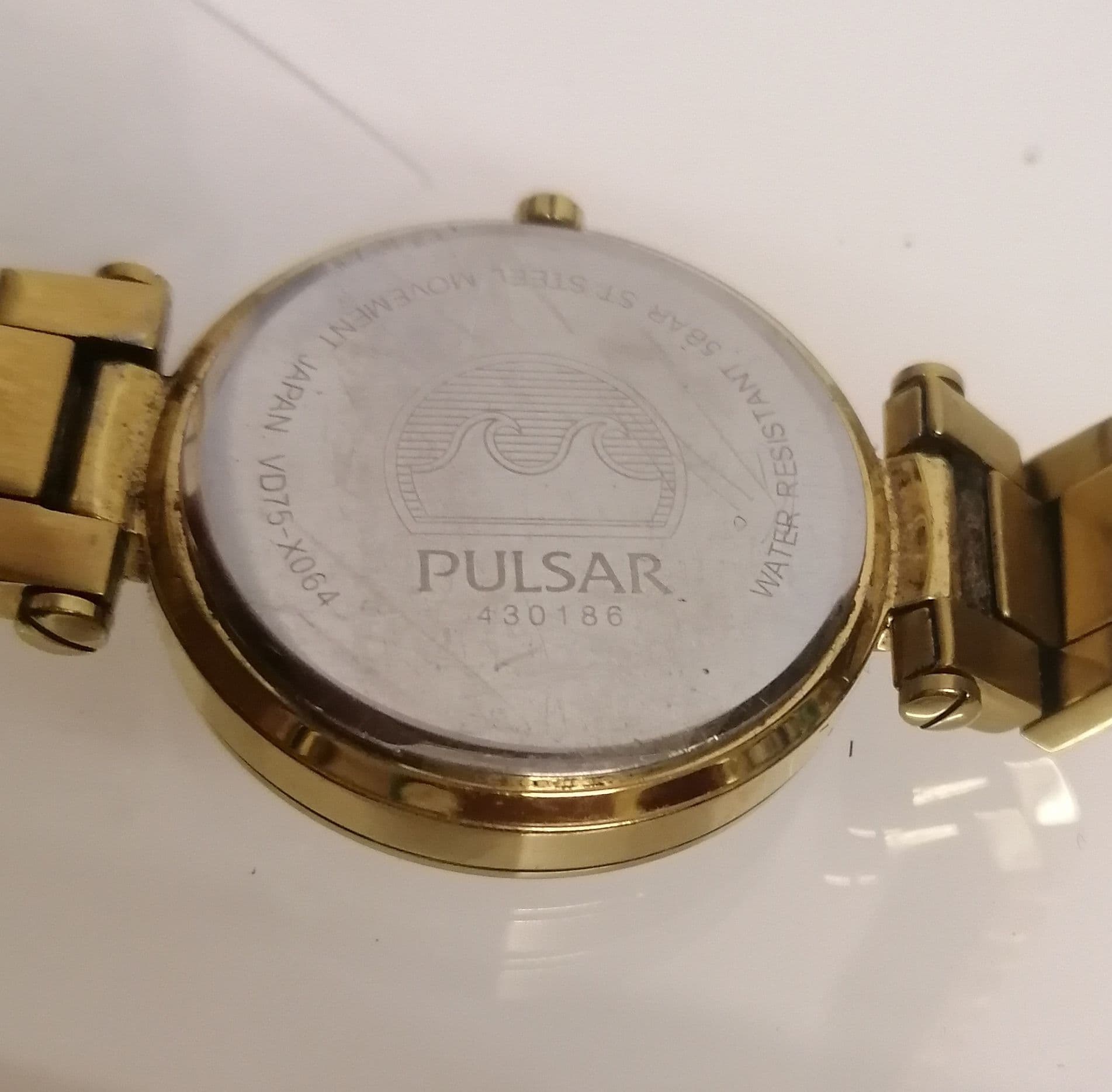 Pulsar Midsize chronograph running