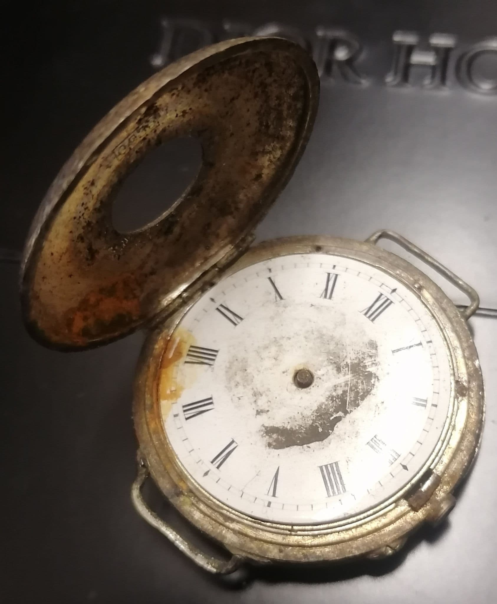 Ss&co 935 silver half hunter