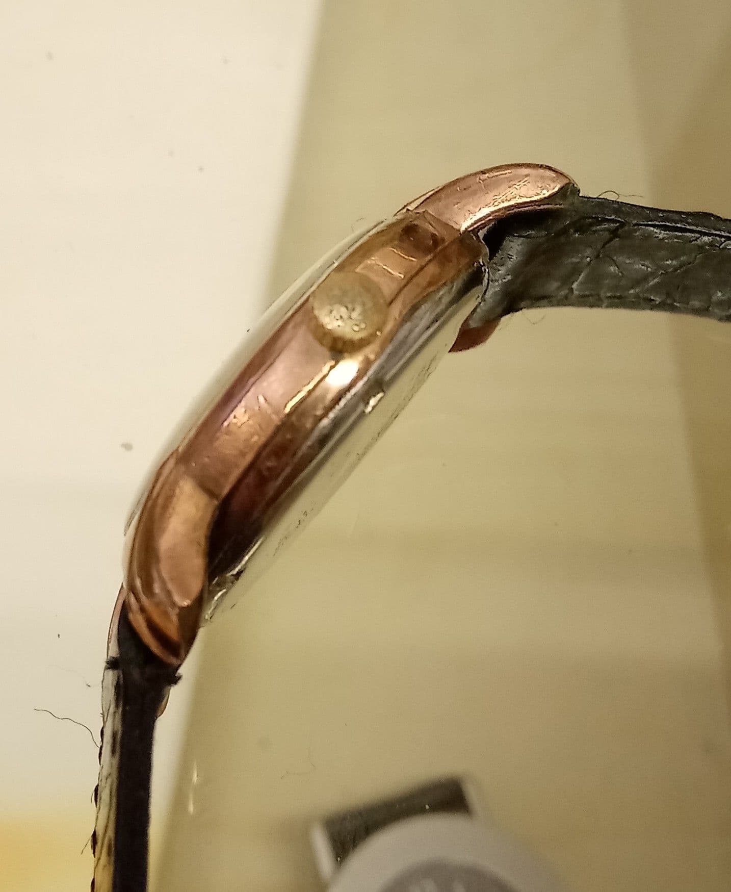 Unitas waterproof gold capped for project