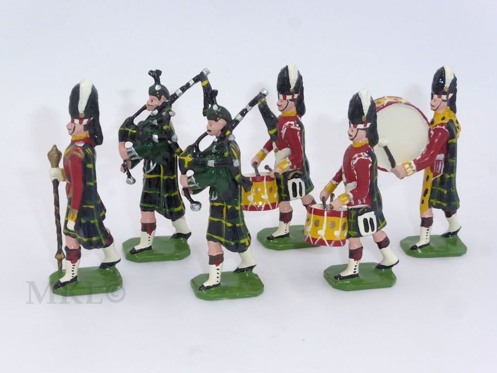 Ducal Models Gordon Highlanders 1905 Pipes and Drums Marching Set A190