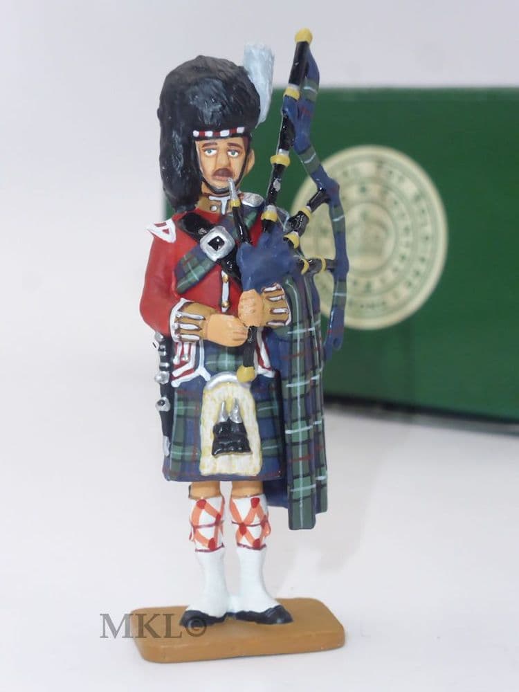 King and Country - Seaforth Piper HF 1 RETIRED PIECE DAMAGED
