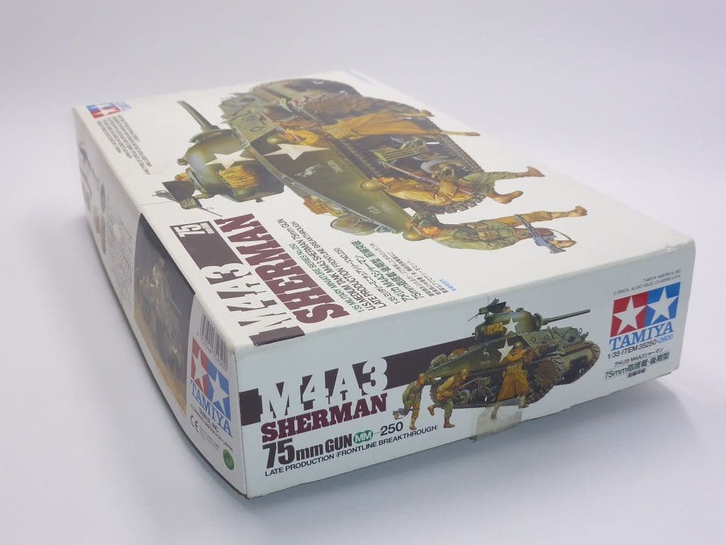 Tamiya 1 35 Kit No 35250 - M4A3 Sherman Tank with 75mm Gun & 4 Figures