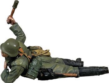 WB25167 - German Grenadier in Greatcoat Prone Throwing Grenade 1942-45