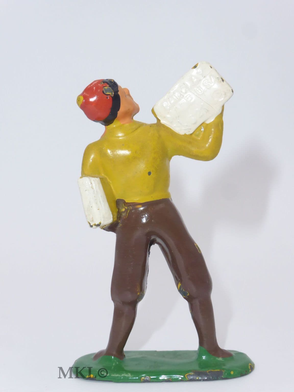 Barclay 621 Vintage Lead - Paper Boy in Yellow Top