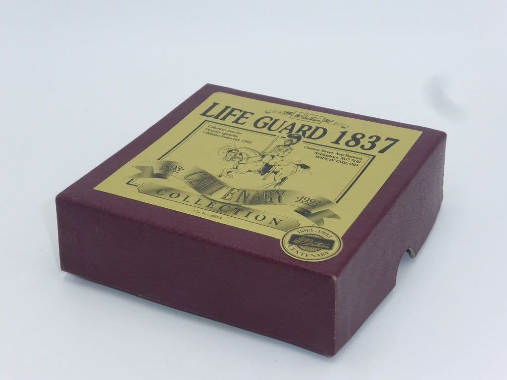 WB8824 Mounted Lifeguard