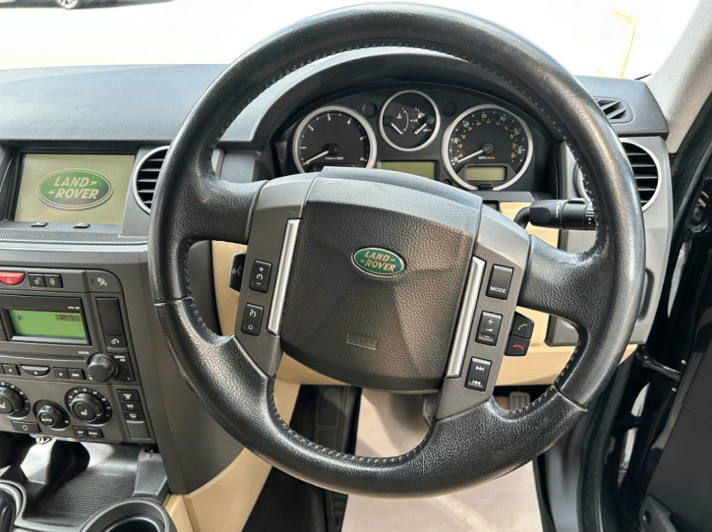 SOLD Discovery 3 TDV6 SE 2 7L 2007 AK07 VFM