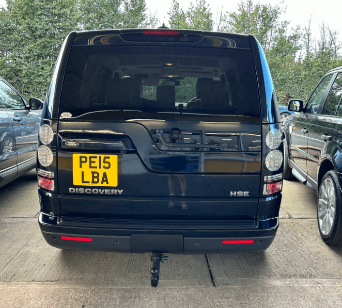 SOLD Discovery 4 SDV6 HSE 2015 PE15 LBA