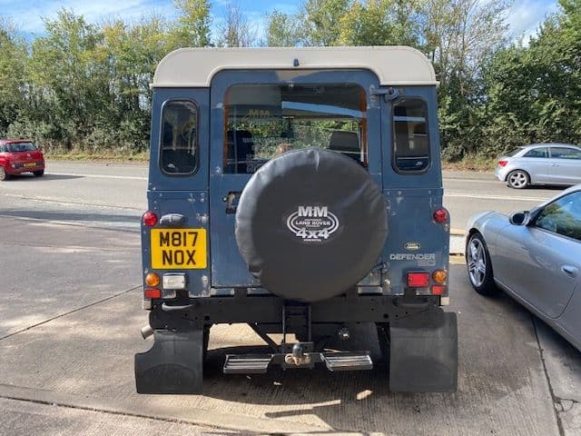 SOLD LAND ROVER DEFENDER 300TDI HARDTOP
