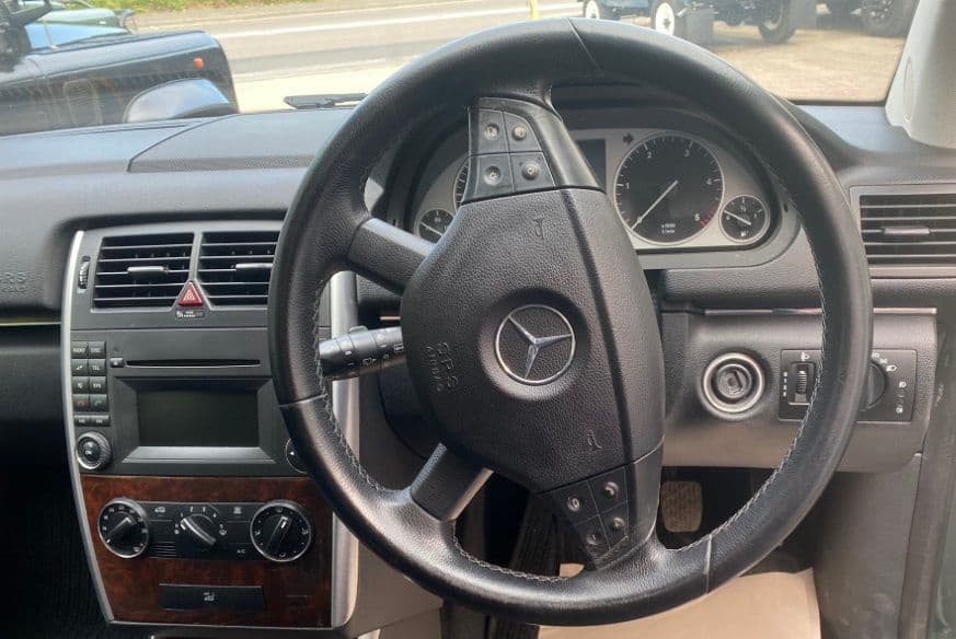 SOLD Mercedes Benz B200 CDI SE 2009 EF59 FYW