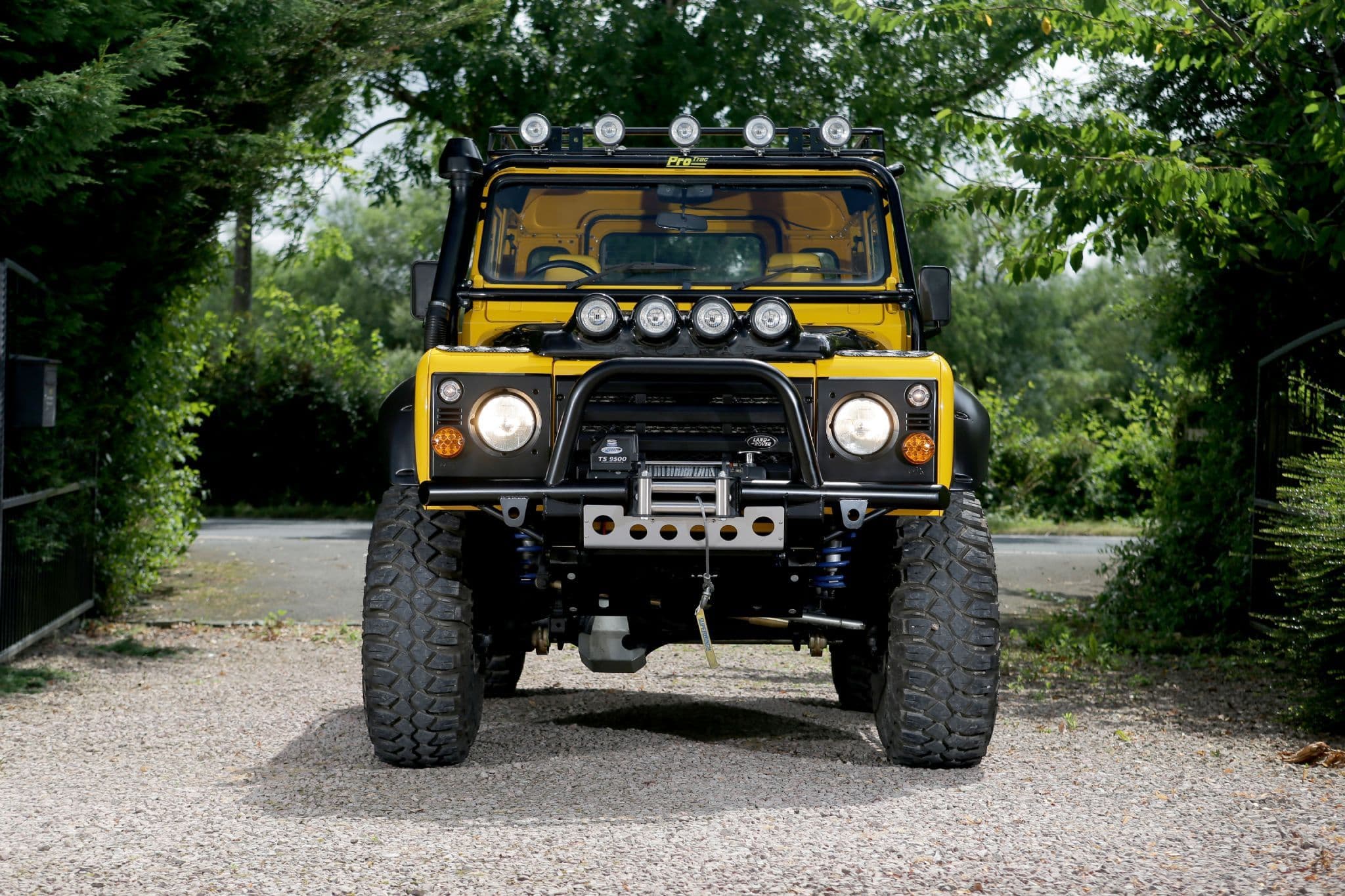 SOLD MM4x4 Land Rover Defender TD5