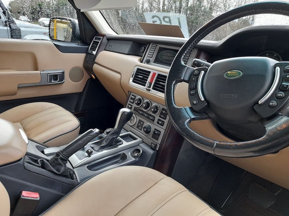 SOLD Range Rover Vogue 4 4 V8 Petrol with LPG conversion 2004