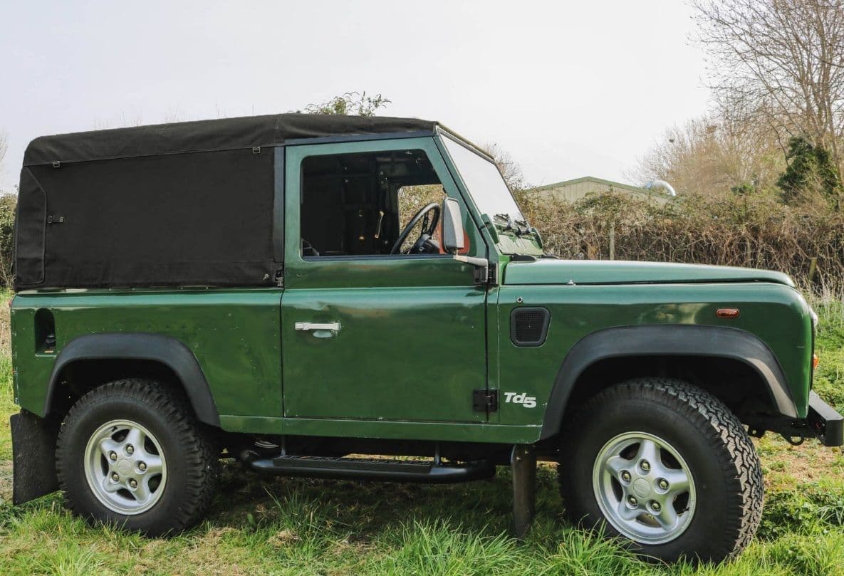 90 Soft Top Heavy Duty Bar Set with Canvas Hood