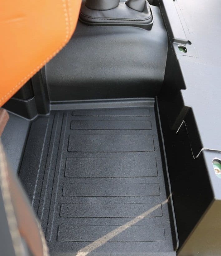 Black Defeater Barrier Mat R380 - EXT009-29