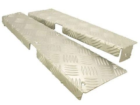 Defender 110 Rear Corner Chequer Rear Kit