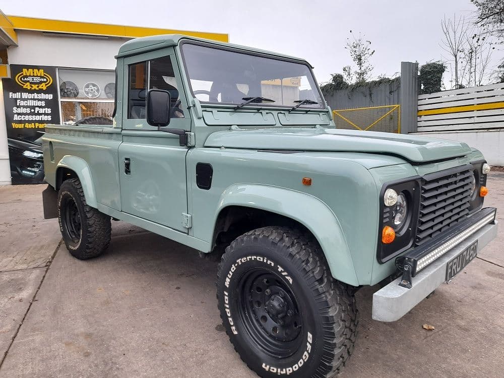 Defender Hybrid Pick-Up 1967