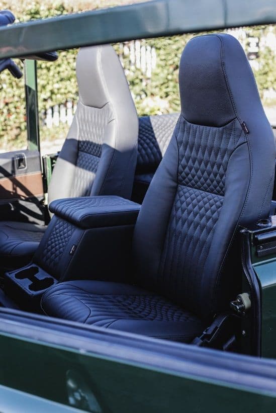 Defender Puma Premium Seat Heated - Black Vinyl Vault - EXT307-VLT