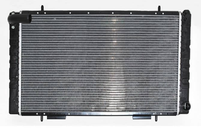 Defender Radiator 90 / 110 V8 - ESR76